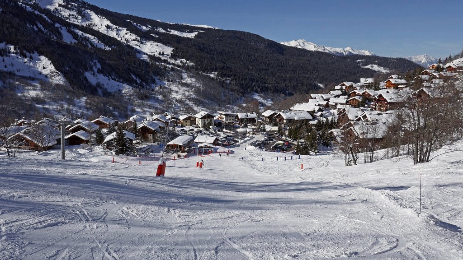 Skiing in Meribel Village | A Complete Ski Guide | Piste Maps